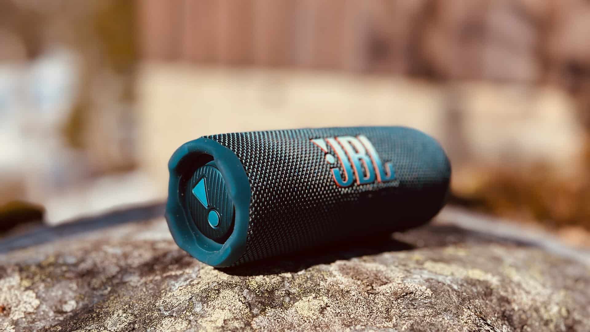 JBL Flip 7: Liten høyttaler med stor lyd - HansPetter.info